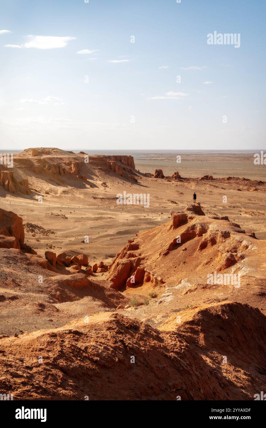 The flaming cliffs gobi hi-res stock photography and images - Alamy