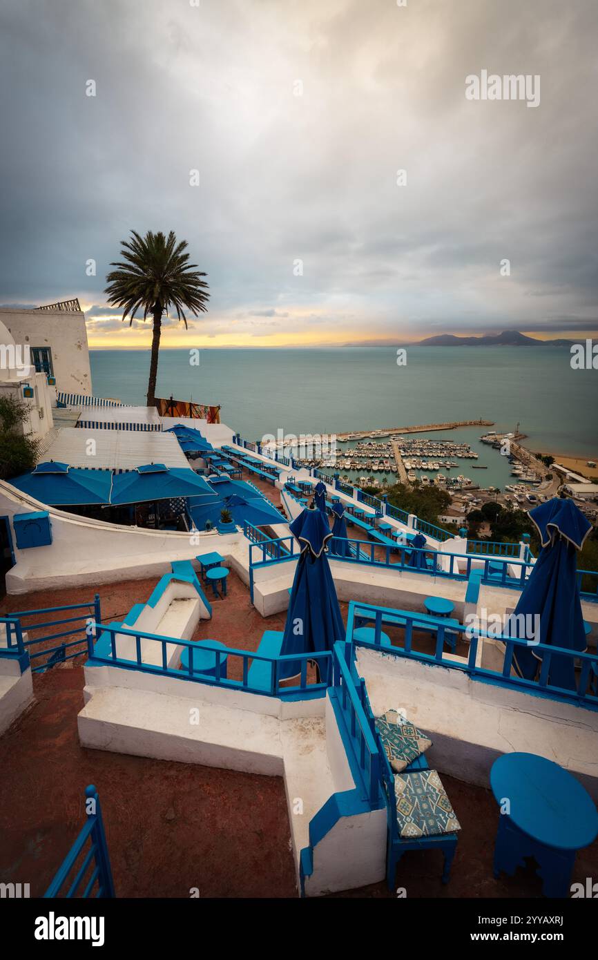 Tunesia flag hi-res stock photography and images - Alamy