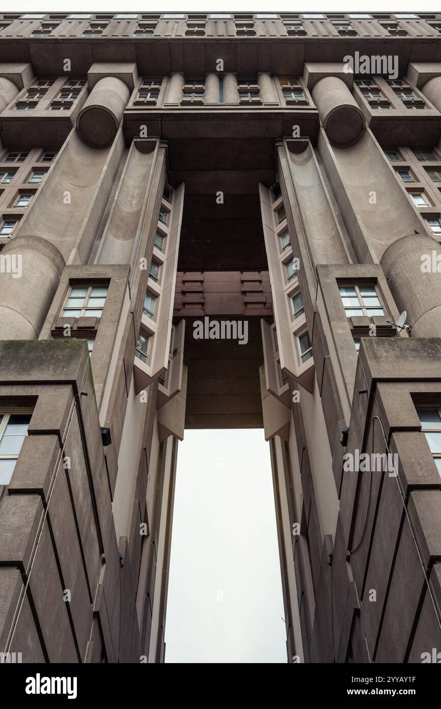 Brutalist Architecture in Suburban Paris Stock Photo - Alamy