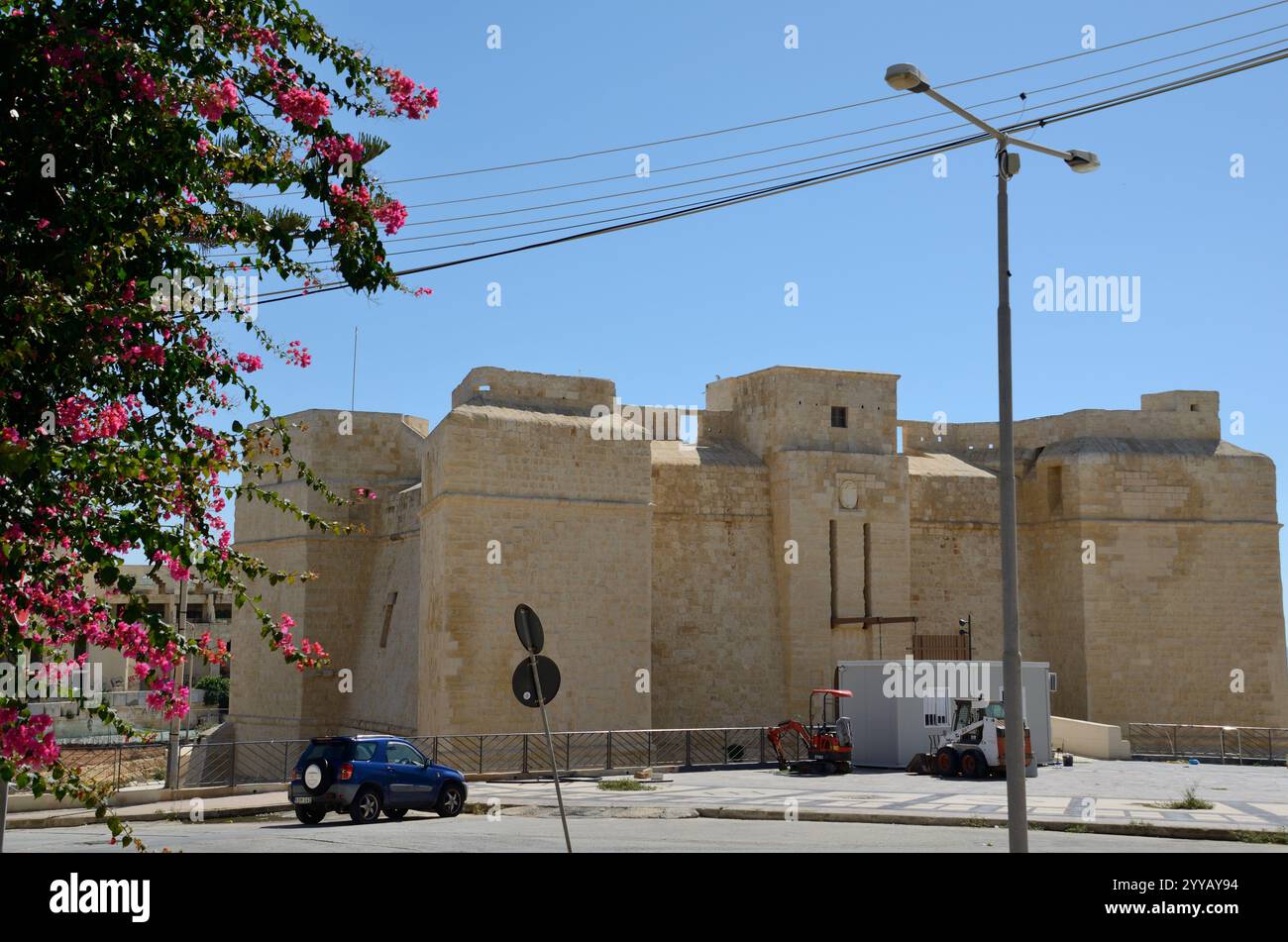 Wignacourt street hi-res stock photography and images - Alamy