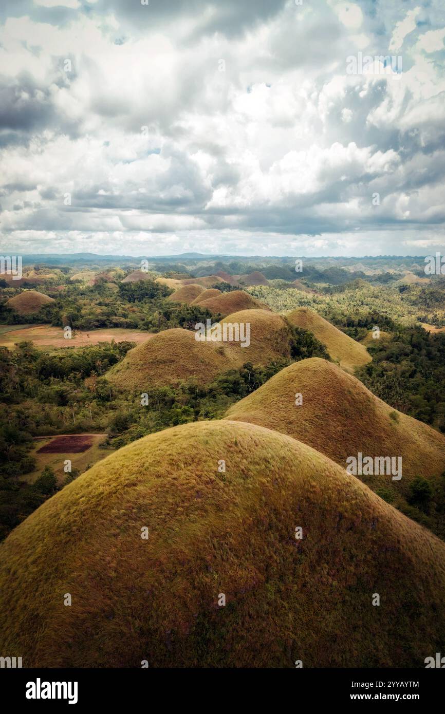 Chocolate hills in cebu hi-res stock photography and images - Alamy