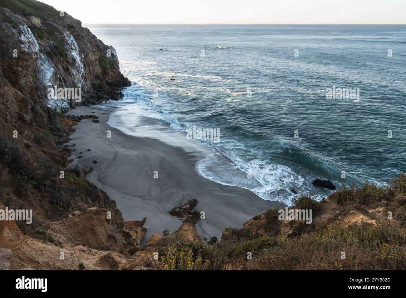 Early morning view of Pirates Cove at Point Dume State Park in Malibu ...