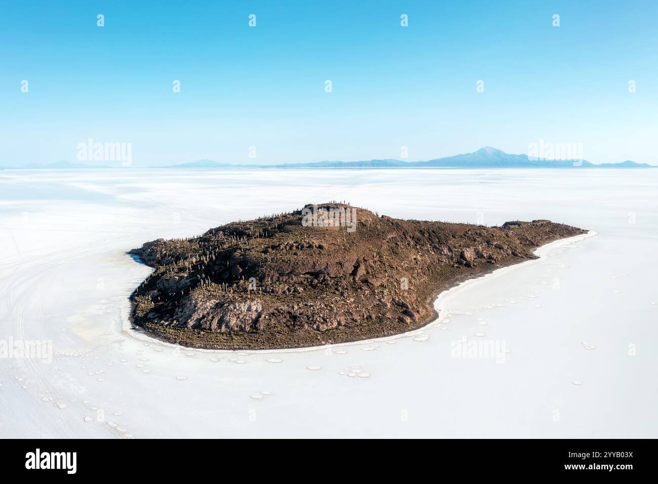 Uyuni salt flat panoramic hi-res stock photography and images - Alamy