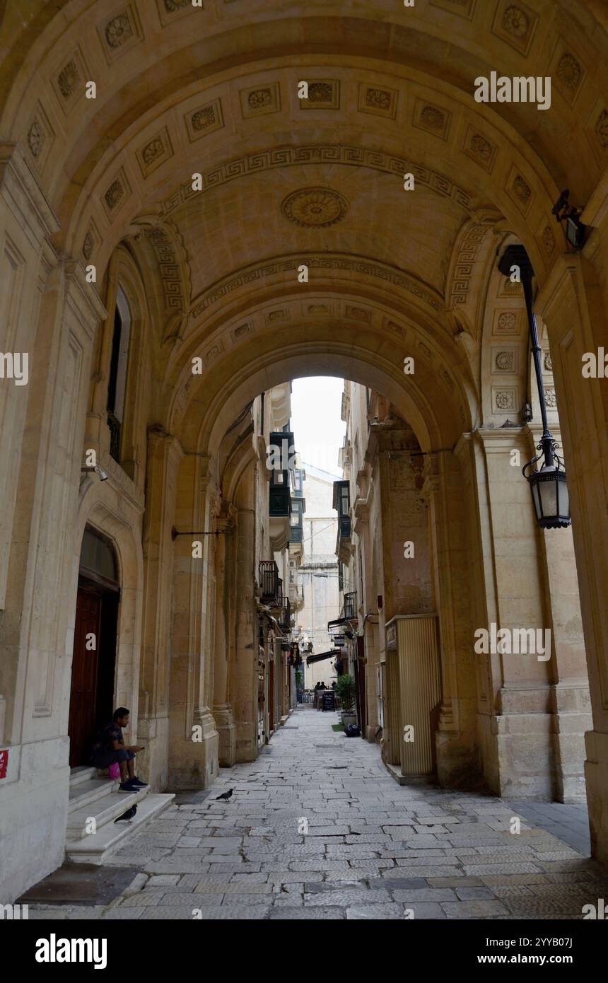 Old treasury buildings hi-res stock photography and images - Alamy