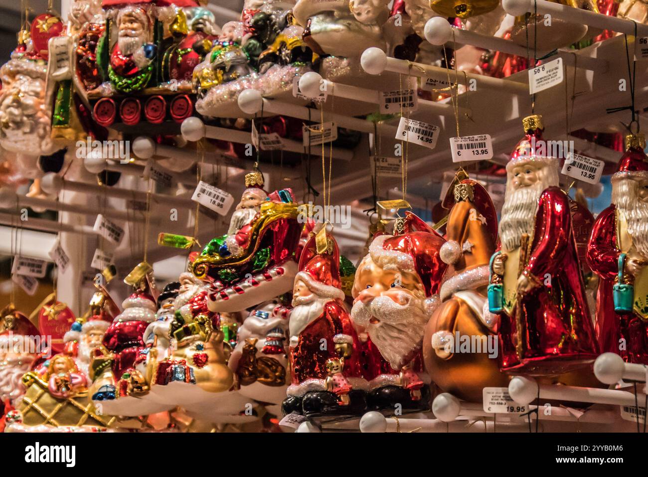 Christmas market candles hi-res stock photography and images - Alamy