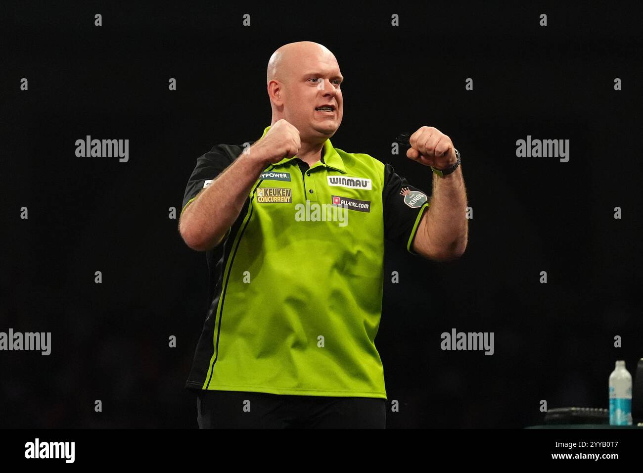 Michael van Gerwen reacts after victory over James Hurrell (not ...