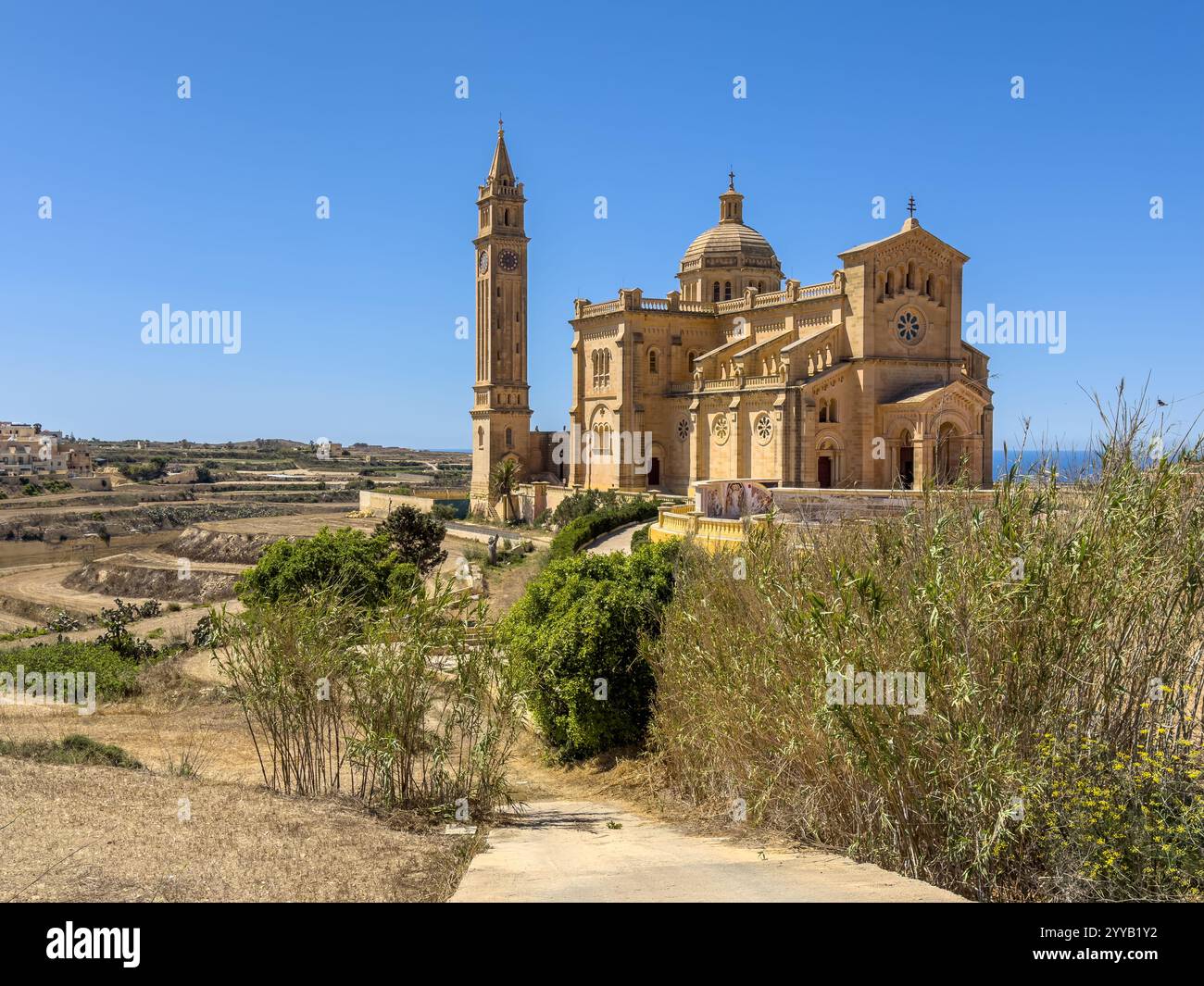 The National Shrine of the Blessed Virgin of Ta' Pinu facade, Gharb ...