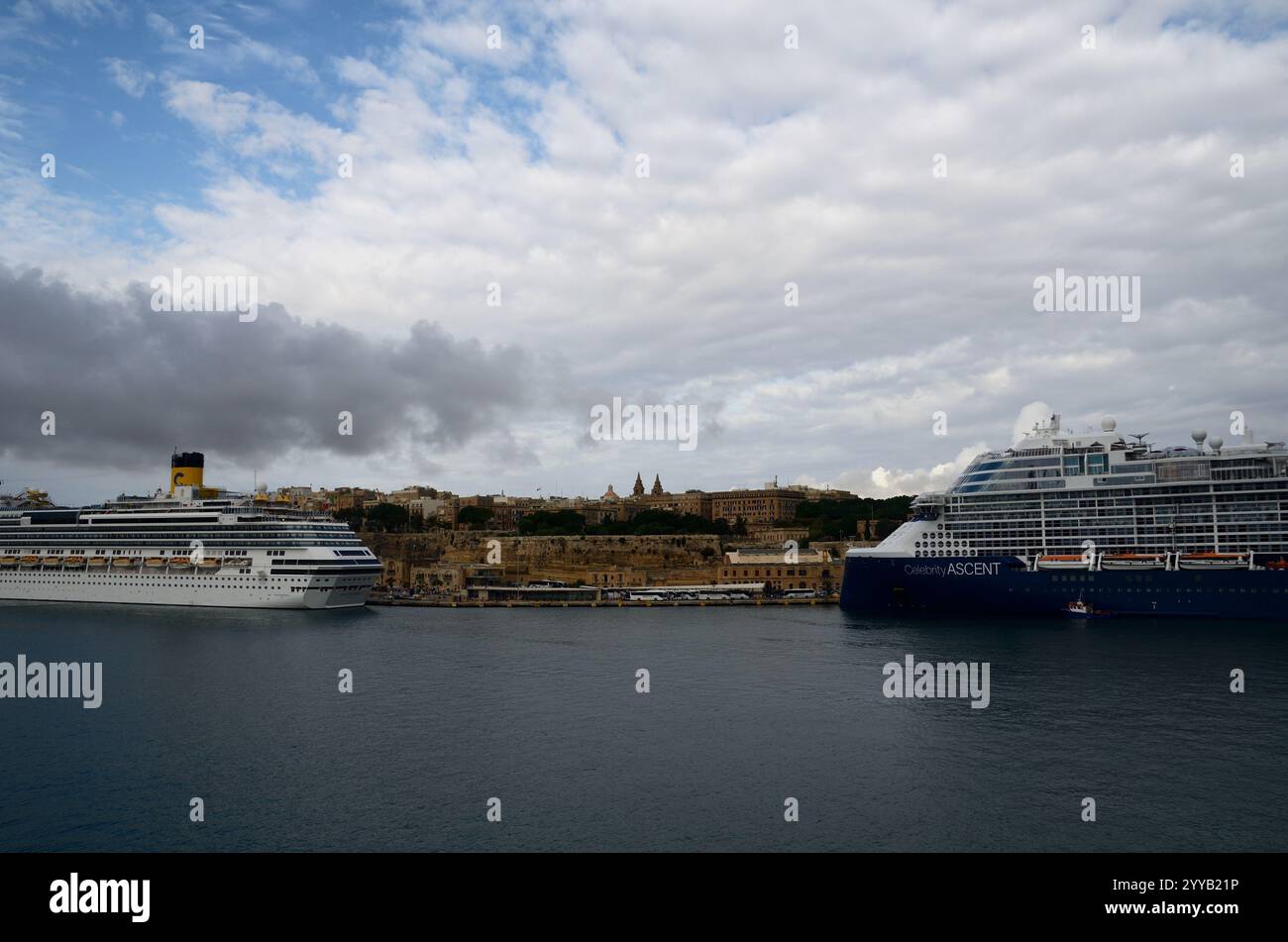 Valletta Waterfront view from Gardjola Gardens, Isla-Senglea, Malta ...