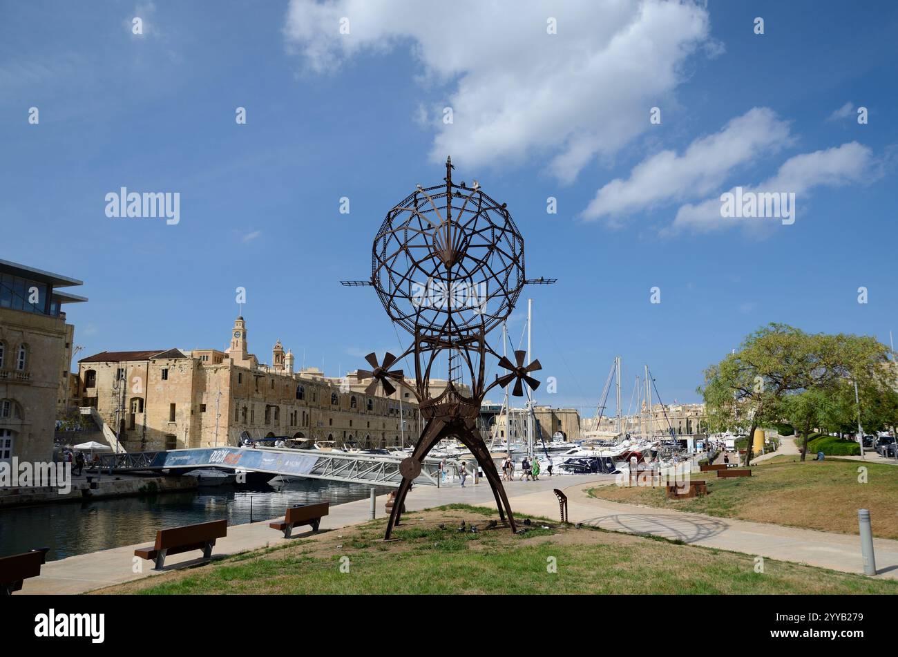 Isla-Senglea view from Bormla Waterfront, Cospicua-Bormla, Malta ...