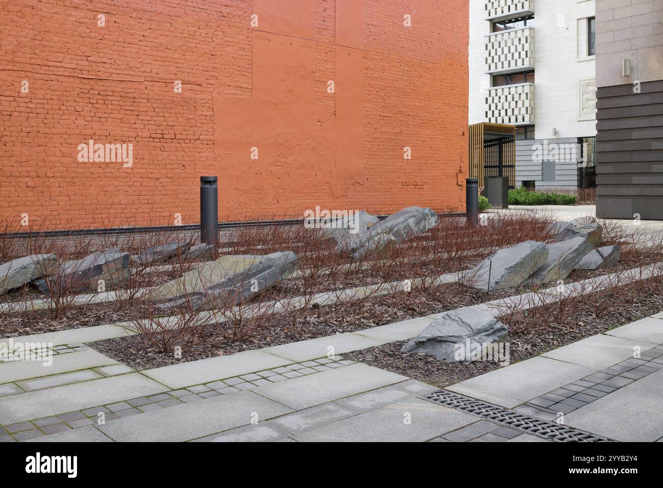 Exploring Modern Landscape Design that Incorporates Rocks and the ...