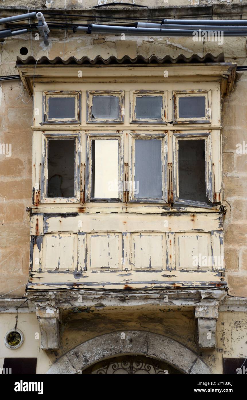 Maltese Balcony, Ix-Xatt, Calcara-Kalkara, Malta, Europe Stock Photo ...