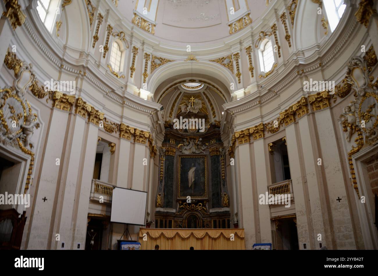 Painting st joseph church hi-res stock photography and images - Alamy