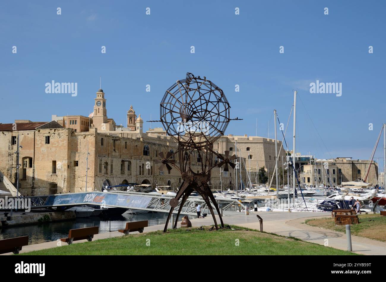 Isla Senglea view from Bormla Waterfront, Cospicua-Bormla, Malta ...