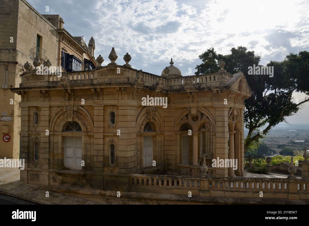 Notable tourist town hi-res stock photography and images - Alamy