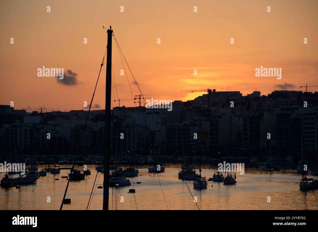 Tigne pedestrian bridge hi-res stock photography and images - Alamy