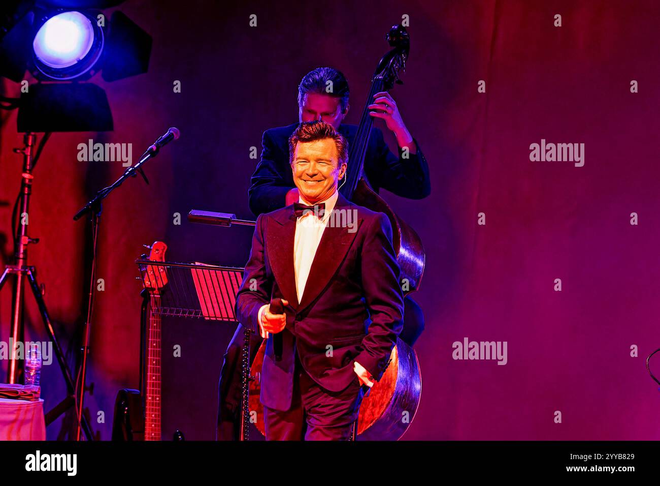 Manchester, UK. 20th Dec, 2024. UK singer Rick Astley performs swing ...