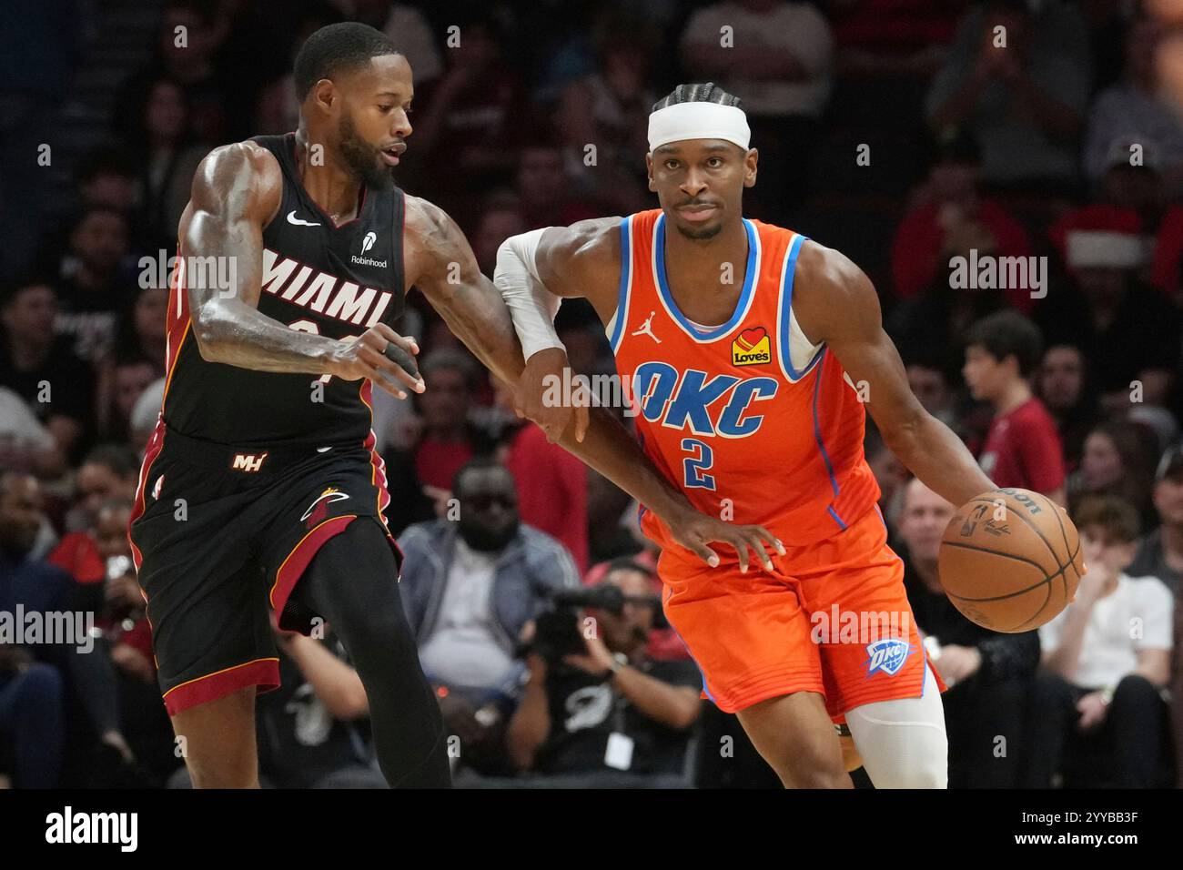 Miami Heat forward Haywood Highsmith (24) defends Oklahoma City Thunder ...