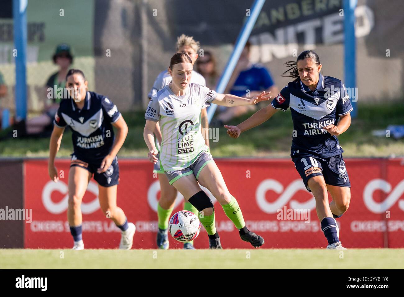 Canberra, Australia; 21st Dec 2024: Bethany Gordon of Canberra United ...