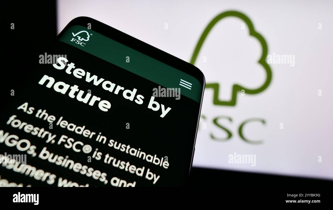 Fsc forest stewardship council logo hi-res stock photography and images ...