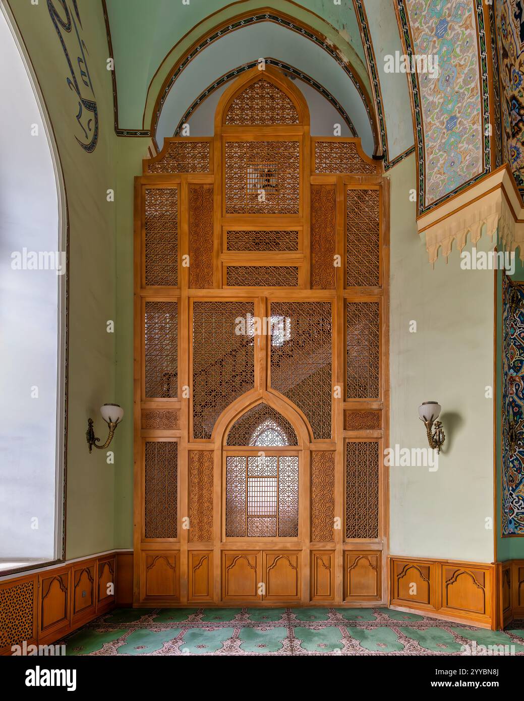 Beautifully crafted wooden screen and ornate wall patterns at Taza Pir ...