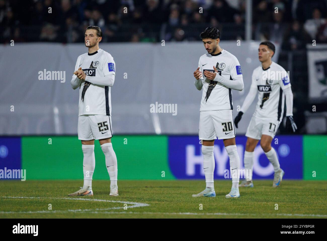 Muhammed Damar (SV 07 Elversberg) und Lukas Petkov (SV 07 Elversberg ...
