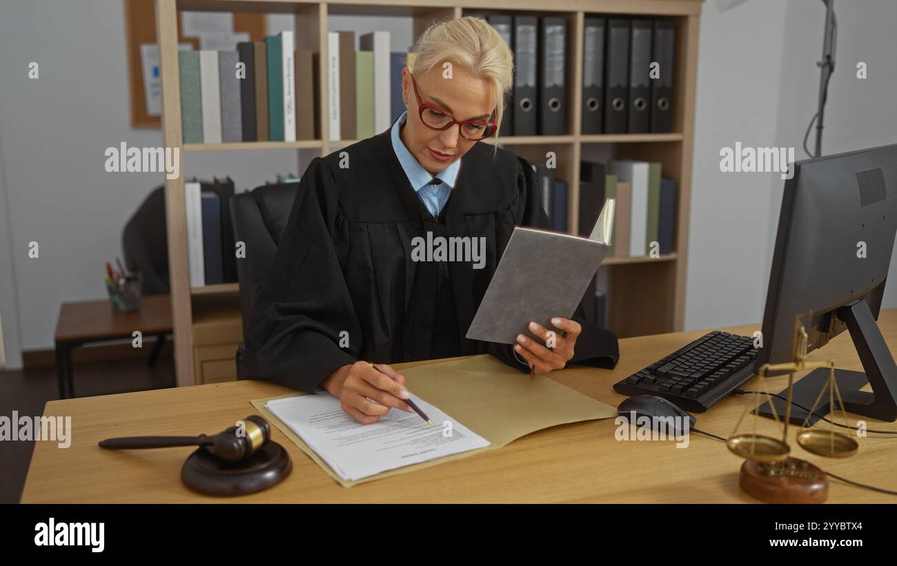 Woman judge wearing black hi-res stock photography and images - Alamy