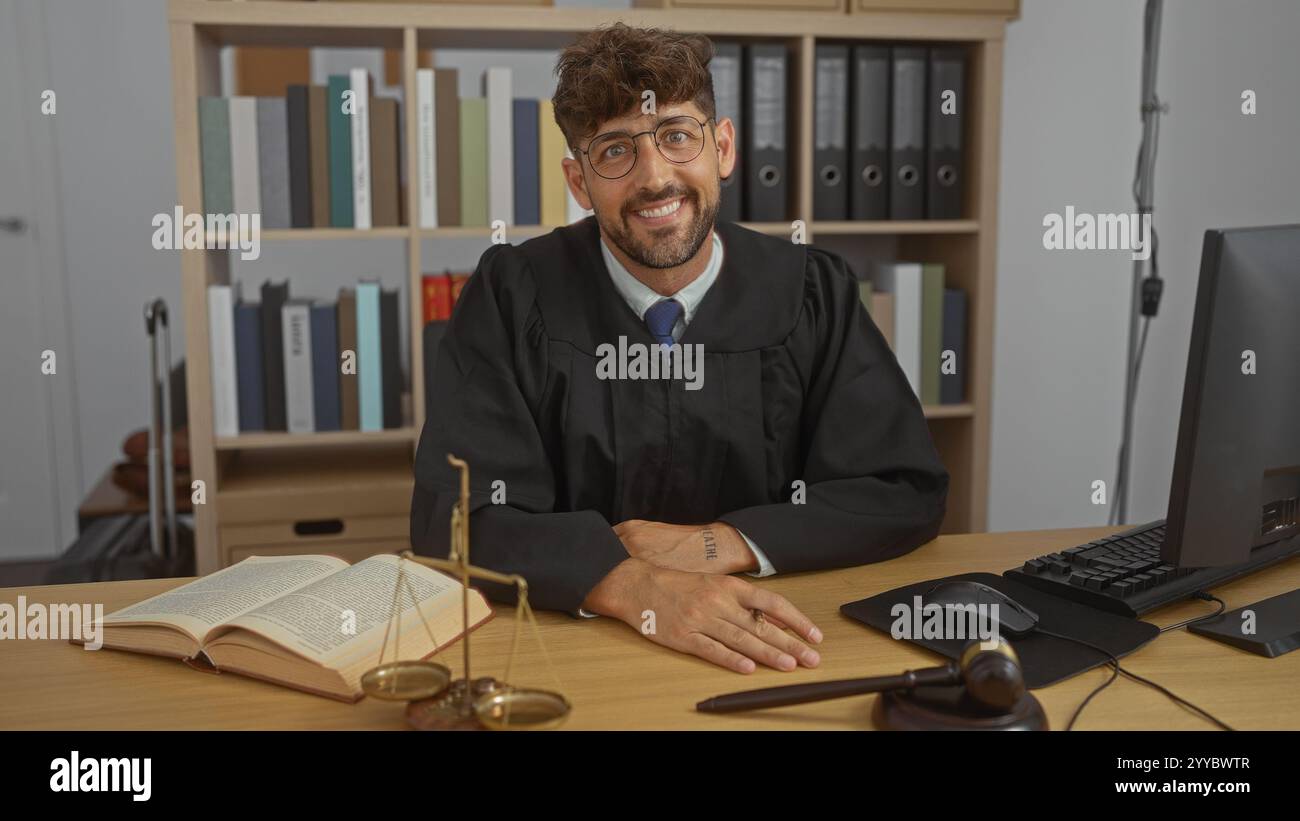 Document camera courtroom hi-res stock photography and images - Alamy