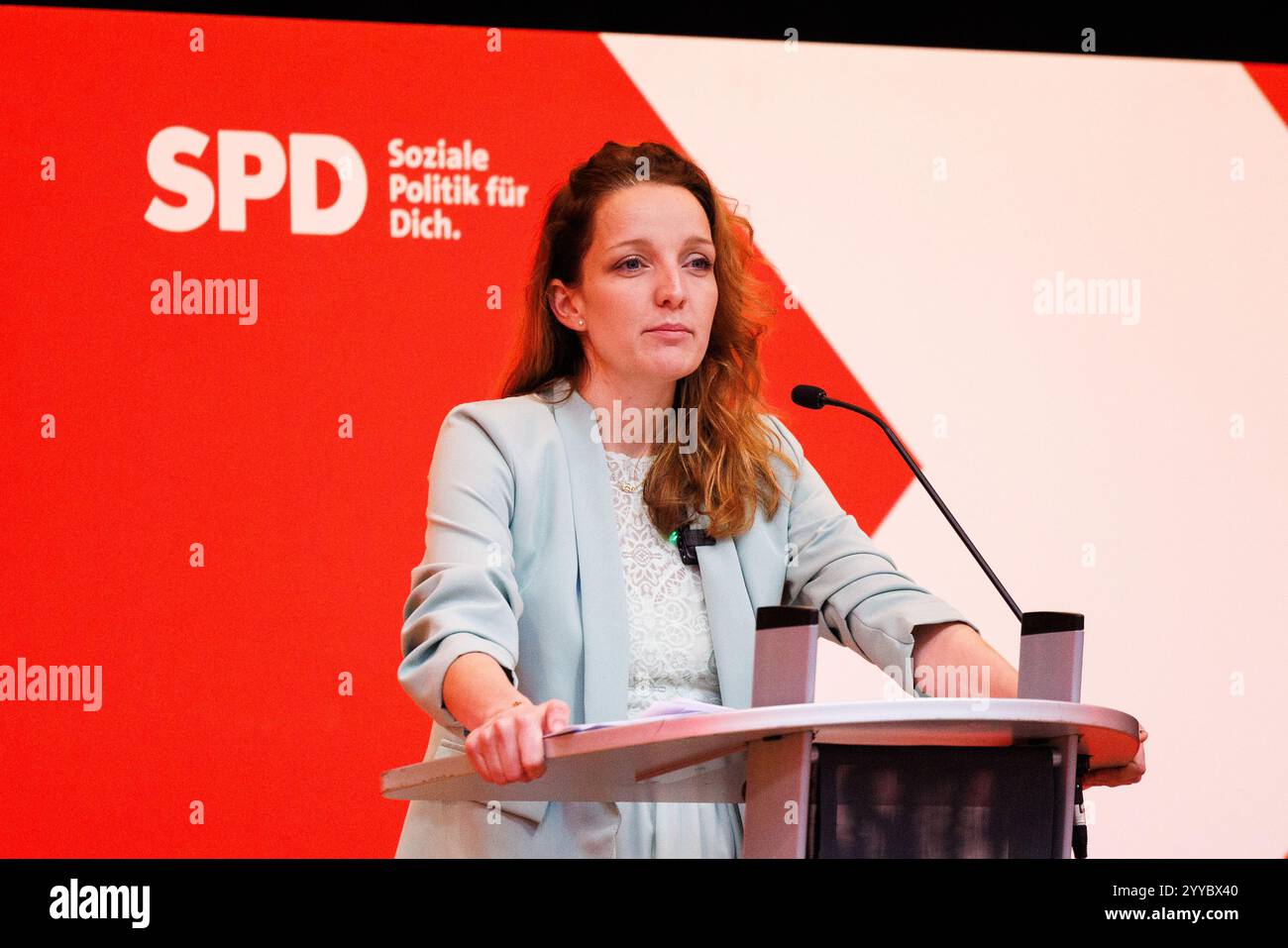 21 December 2024, Hesse, Gießen-Allendorf: Josefine Koebe (SPD), Secretary General of the SPD ...