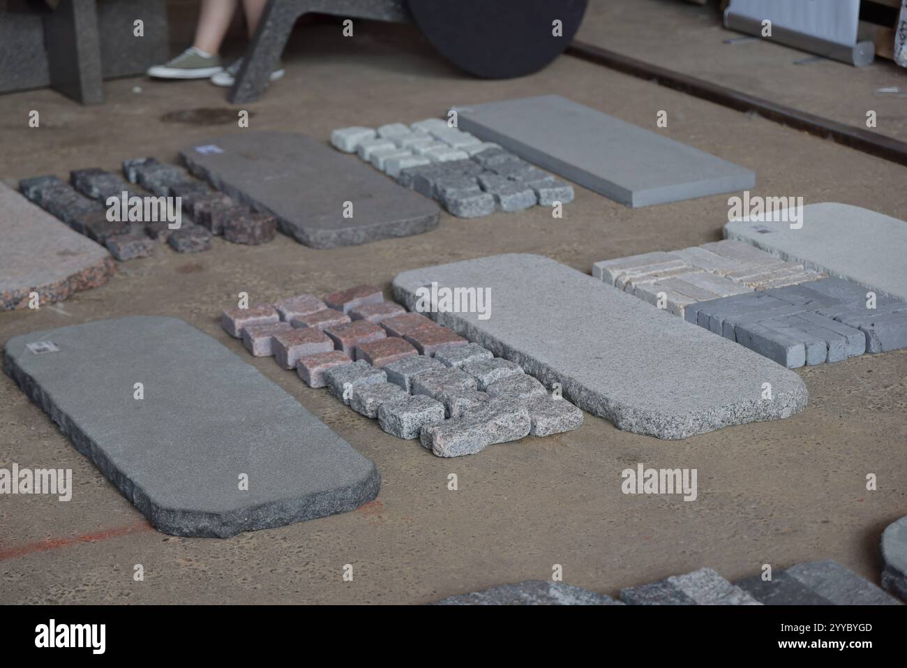 Granite paver stones hi-res stock photography and images - Alamy