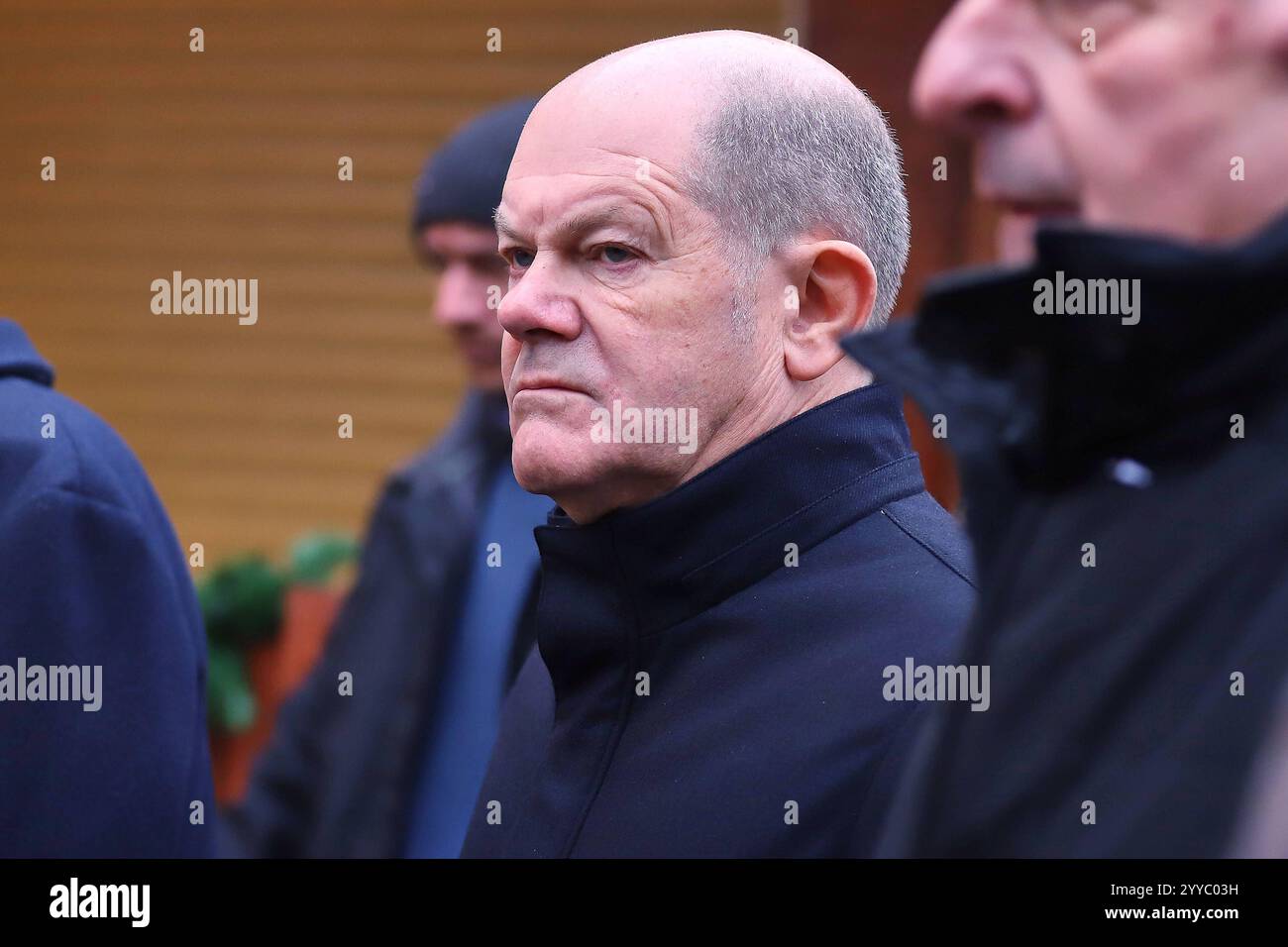 Magdeburg, Sachsen-Anhalt, Deutschland, 21.12.2024: Alter Markt: Anschlag auf Magdeburger ...