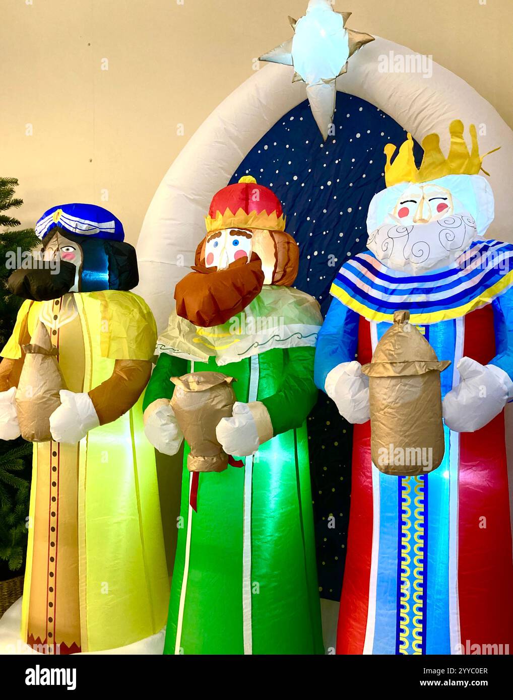 Inflated figures representing Caspar Melchior and Balthasar for the ...