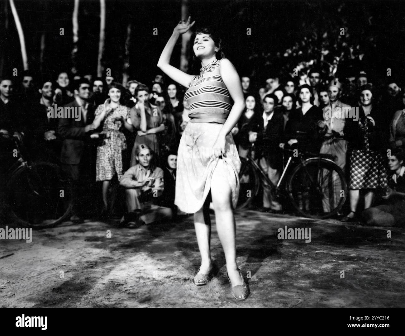SILVANA MANGANO dancing in BITTER RICE / RISO AMARO 1949 director ...