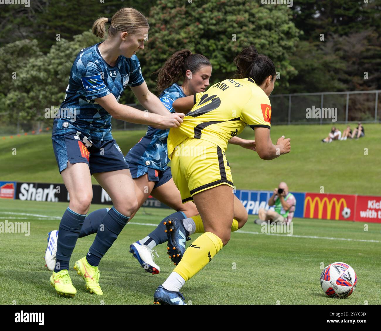 Wellington, New Zealand. 21st Dec, 2024. Sydney wingback Abbey Lemon ...