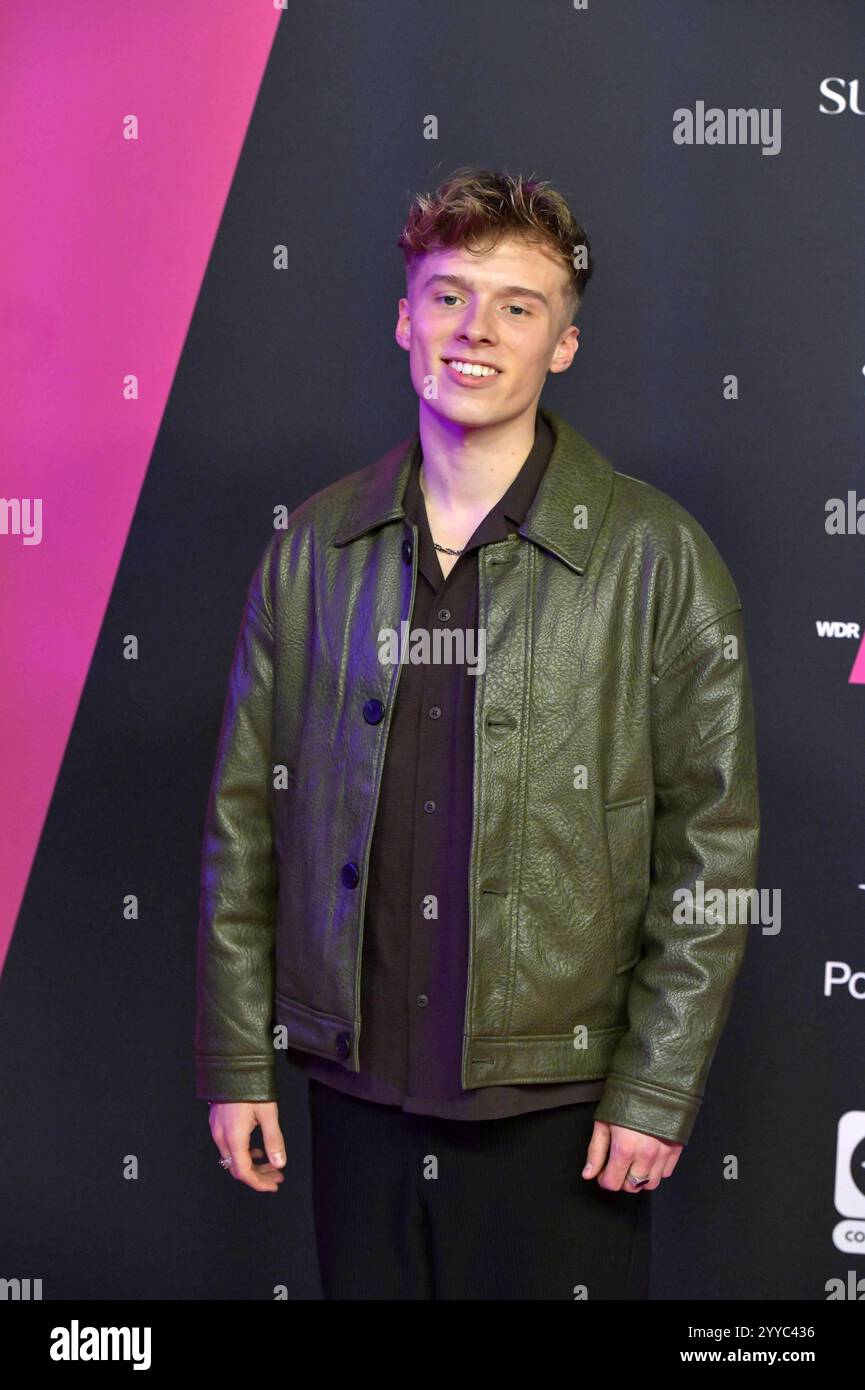 Iggi Kelly Sänger 12/24 thg Iggi Kelly auf dem Roten Teppich zur ...