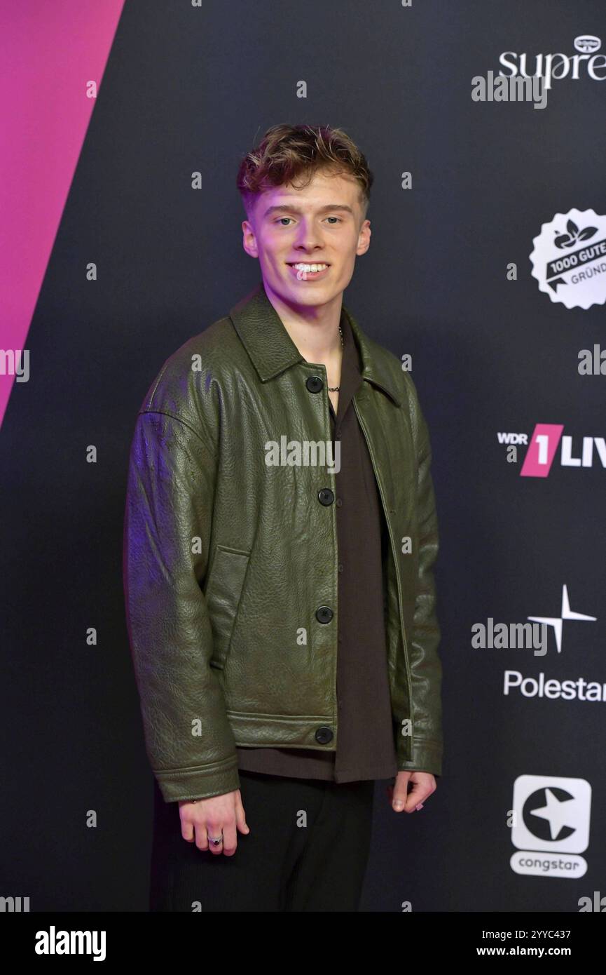 Iggi Kelly Sänger 12/24 thg Iggi Kelly auf dem Roten Teppich zur ...