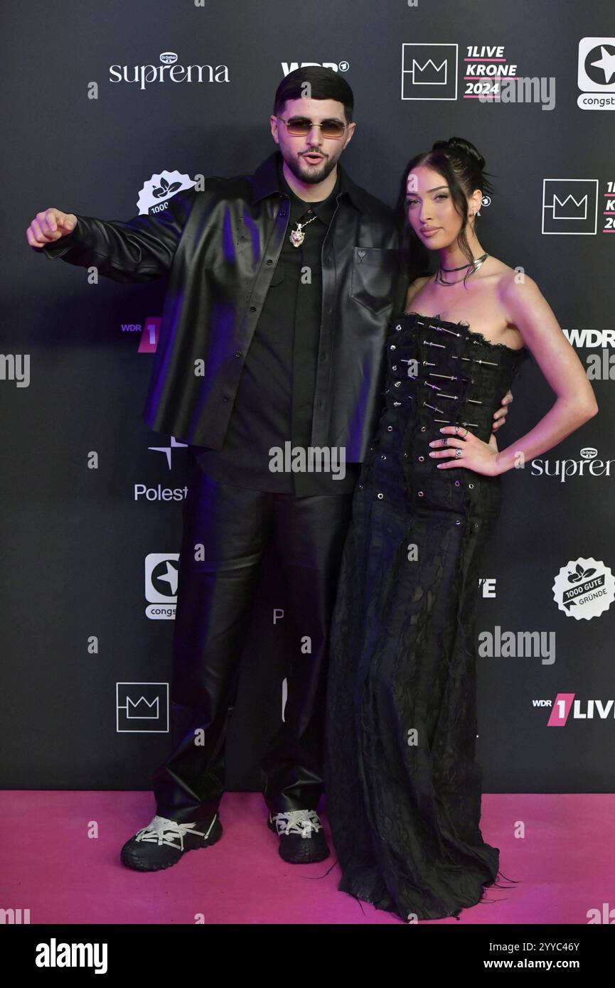 Hava re. und Dardan 12/24 thg Hava re. mit Dardan auf dem Roten Teppich ...