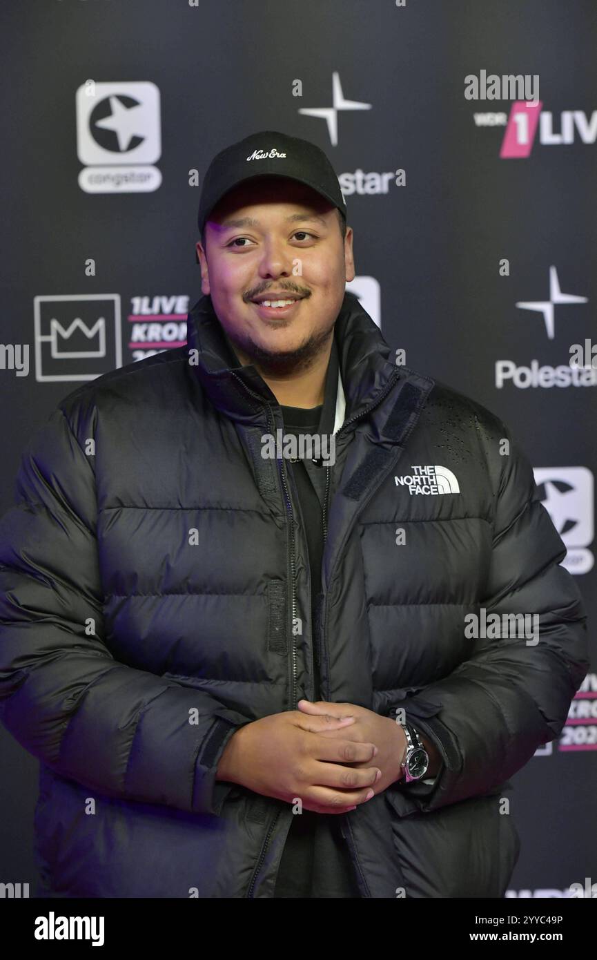 Assane Badiane Comedian 12/24 thg Assane Badiane auf dem Roten Teppich ...