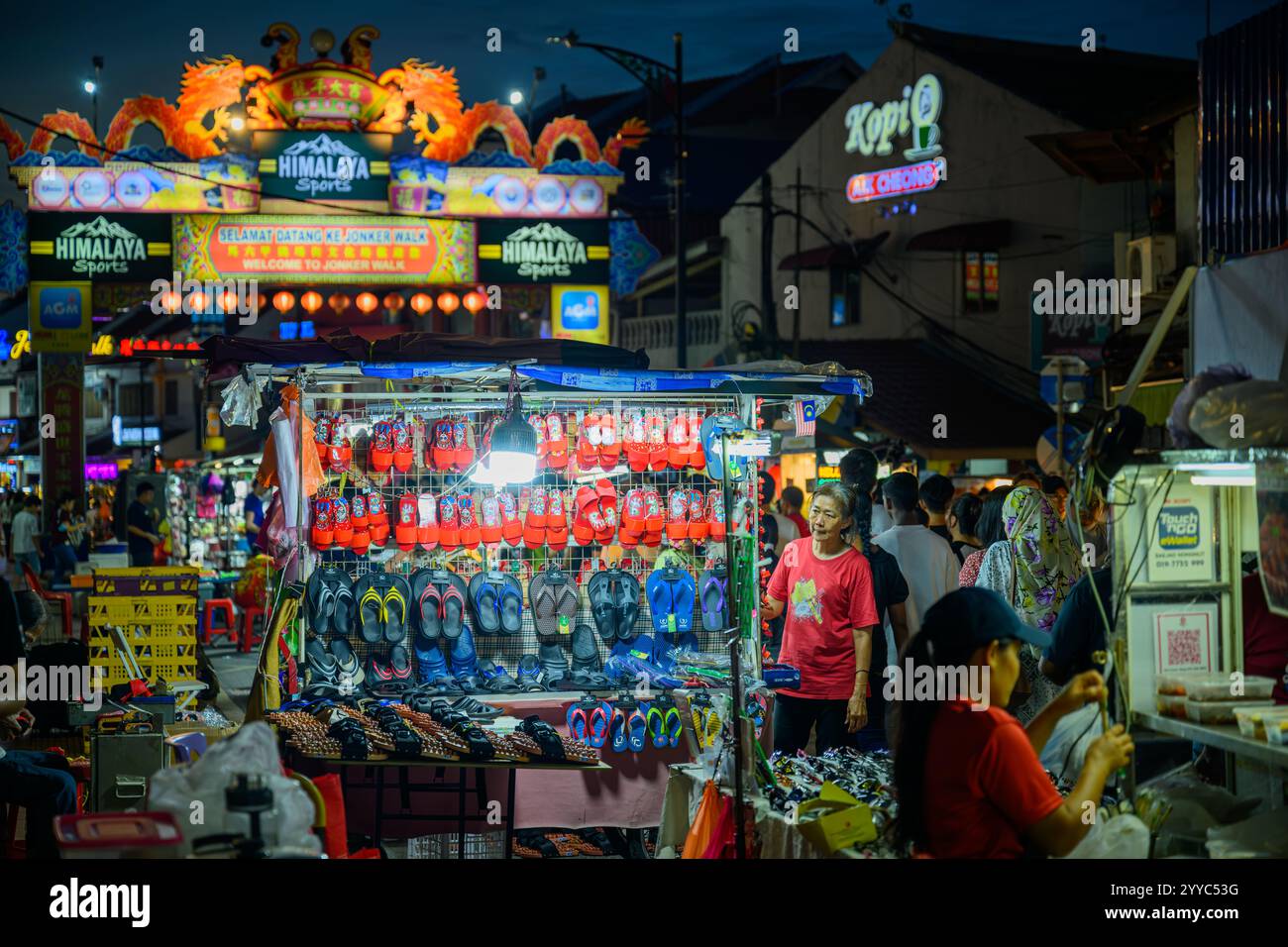 The Jonker Walk night market, Malacca (Melaka), Malaysia Stock Photo ...
