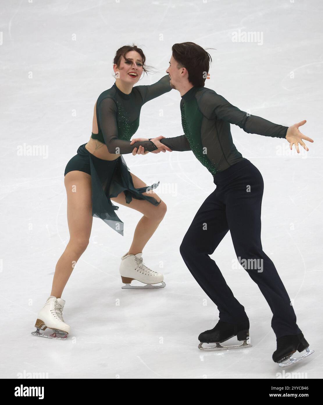 Oberstdorf, Germany. 21st Dec, 2024. Figure skating: German ...