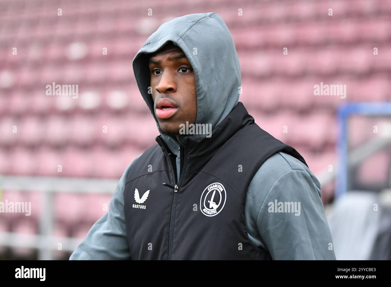 Northampton, England. 21st Dec 2024. Thierry Small before the Sky Bet ...