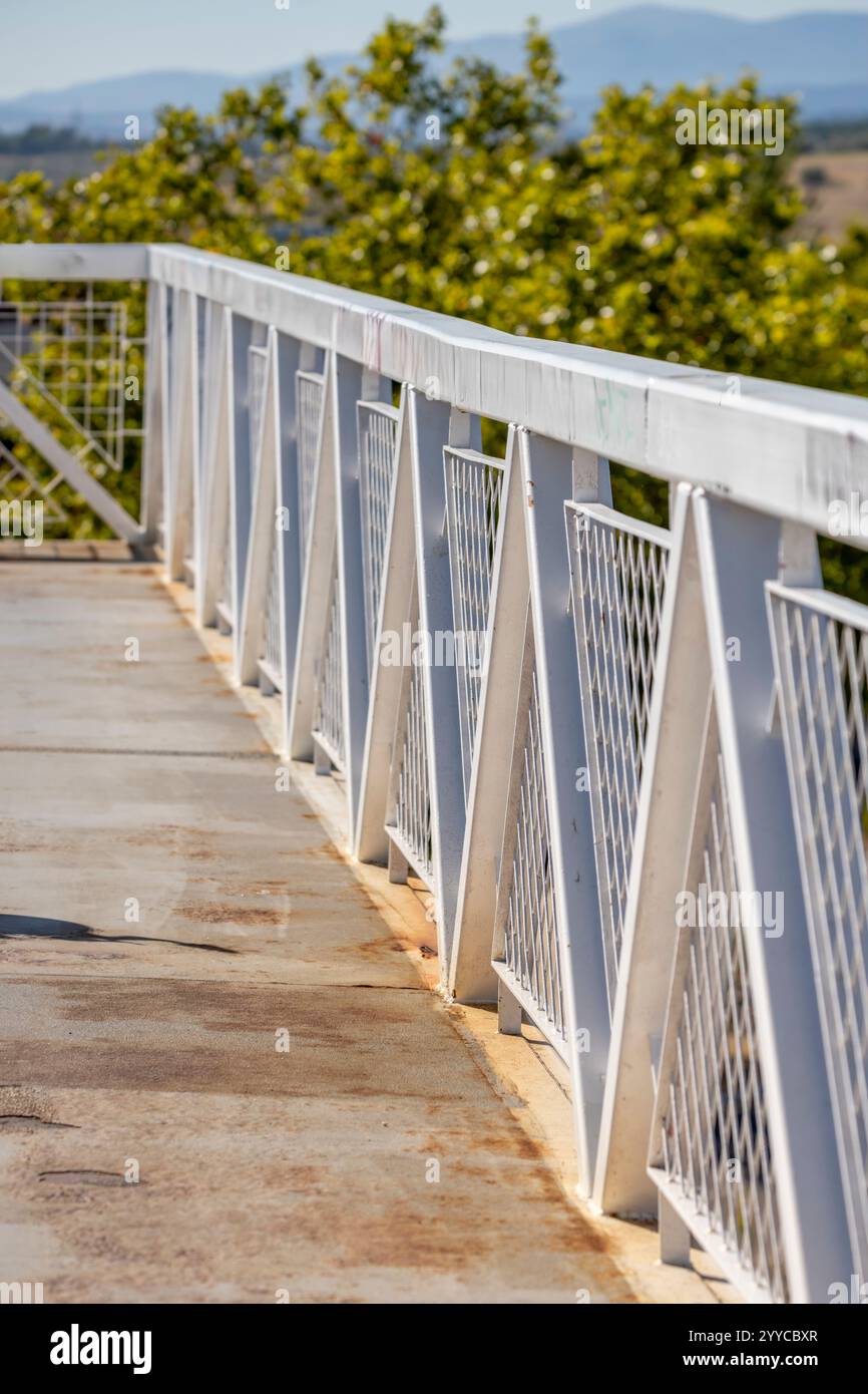 Cross road subway hi-res stock photography and images - Alamy