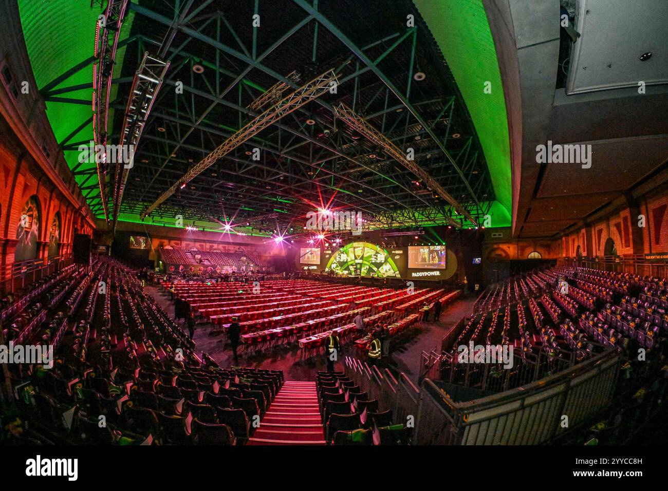 Alexandra Palace, London, UK. 21st Dec, 2024. 2024/25 PDC Paddy Power ...