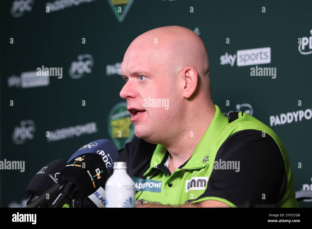 Alexandra Palace, London, UK. 20th Dec, 2024. 2024/25 PDC Paddy Power ...