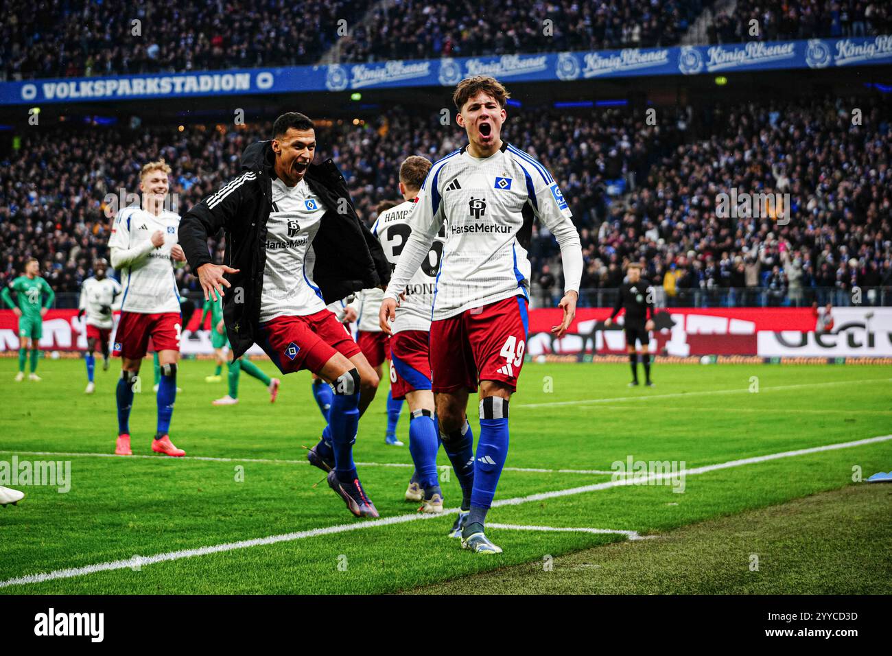 Hamburg, Deutschland. 21st Dec, 2024. Torjubel Hamburger SV nach Tor ...