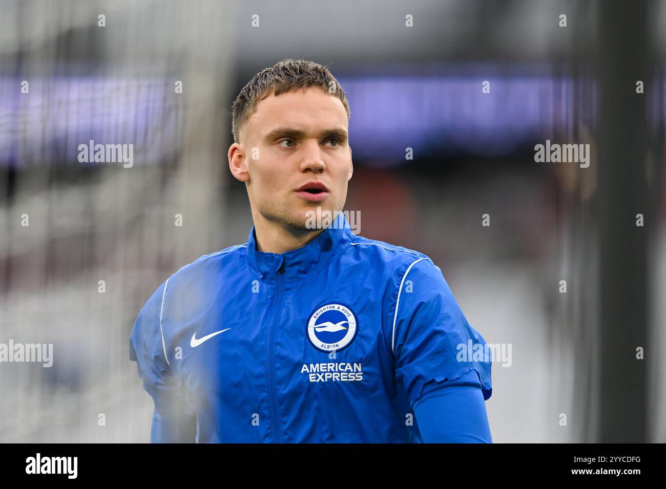 Goalkeeper Bart Verbruggen (1 Brighton) warms up during the Premier ...