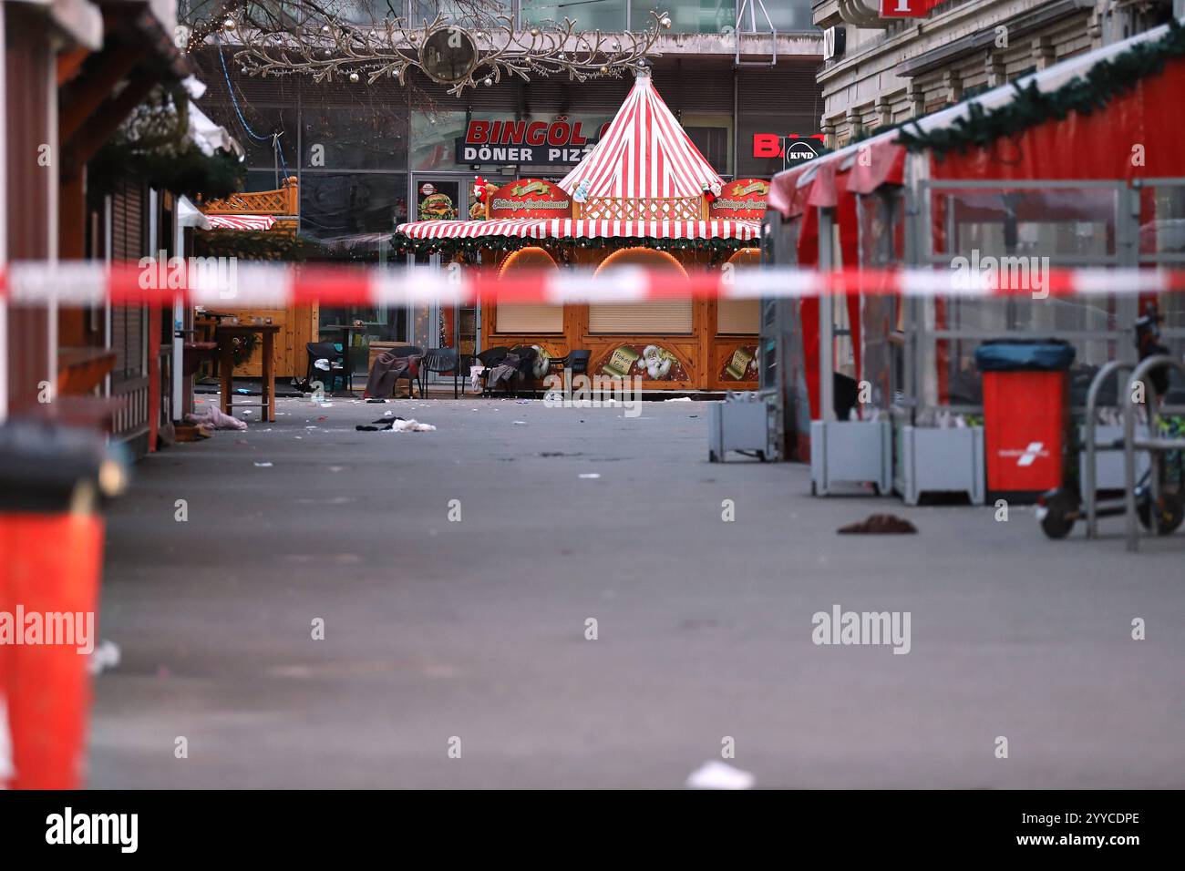 Magdeburg, Sachsen-Anhalt, Deutschland, 21.12.2024: Alter Markt: Anschlag auf Magdeburger ...