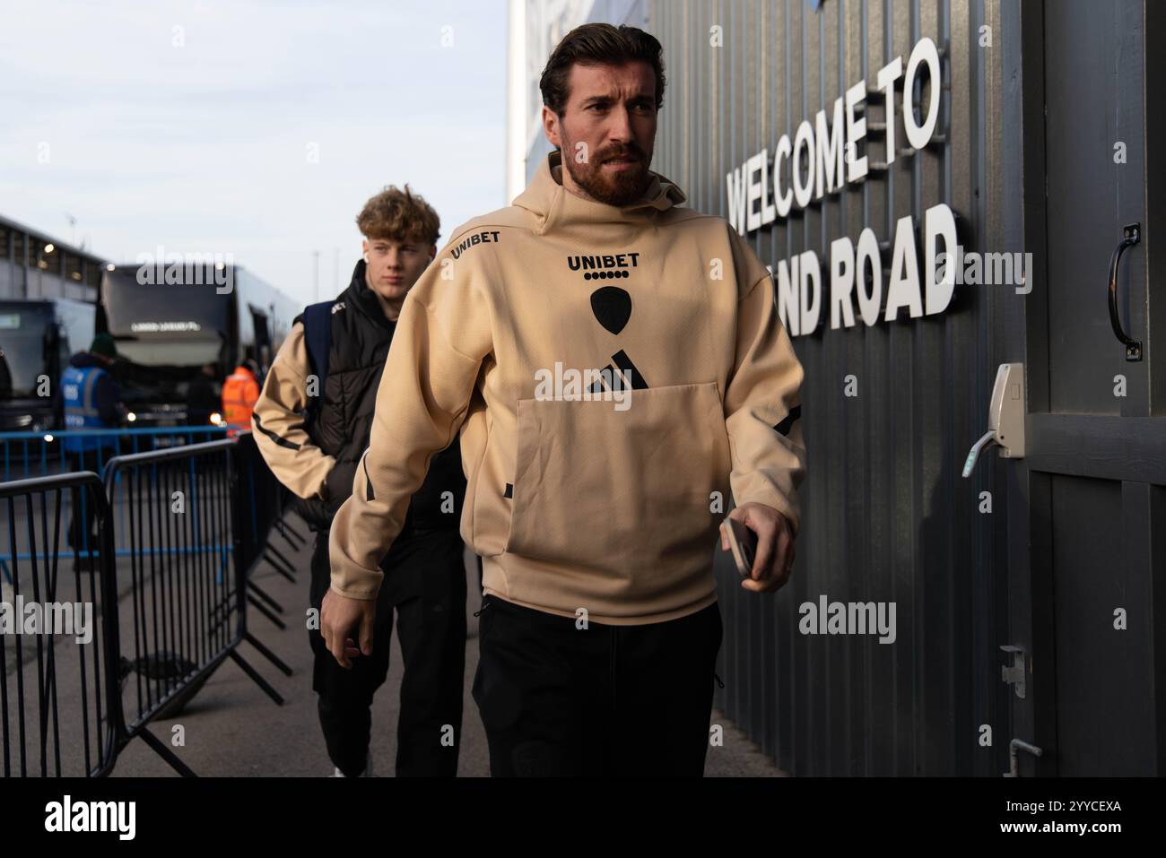 Joe Rothwell (Leeds United) before the Sky Bet Championship match ...