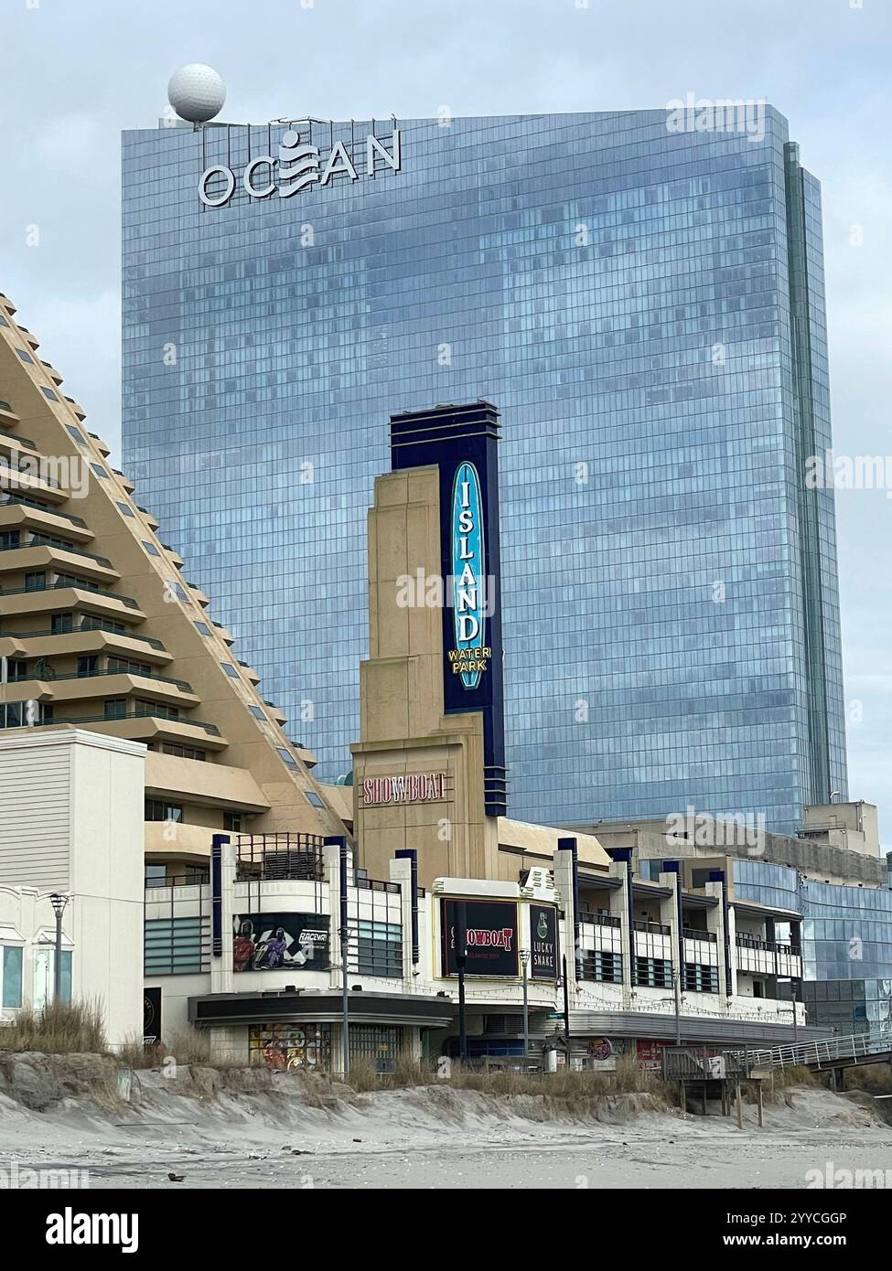 Photo by: STRF/STAR MAX/IPx 2024 12/18/24 Atmosphere in Atlantic City ...