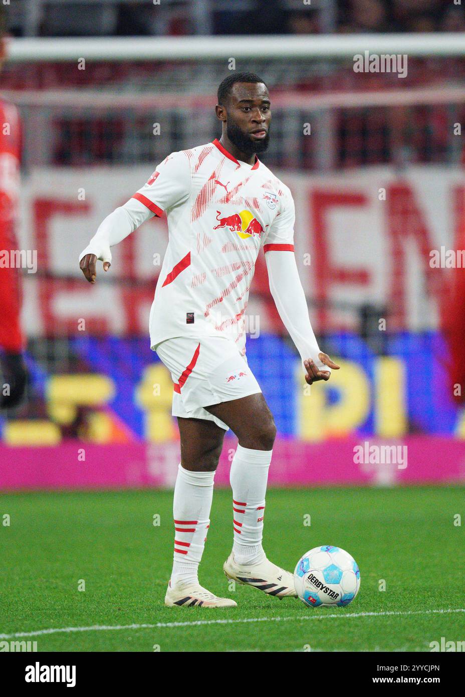 Lutsharel Geertruida, RB Leipzig 3 in the match FC BAYERN MUENCHEN - RB ...