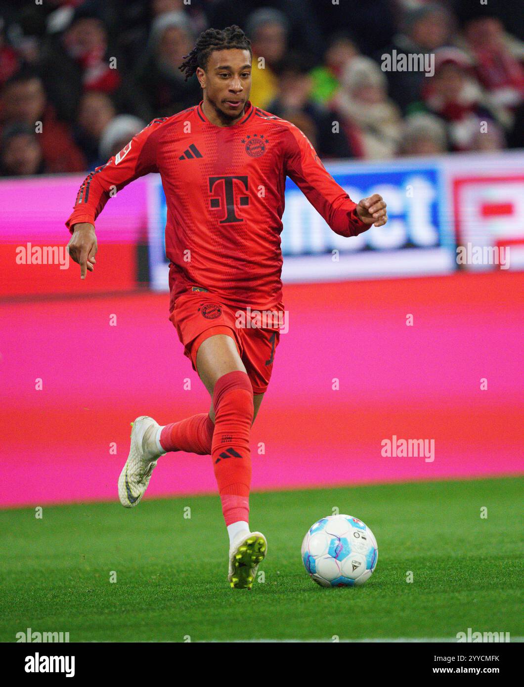 Michael Olise (FCB 17) in the match FC BAYERN MUENCHEN - RB LEIPZIG 5-1 ...